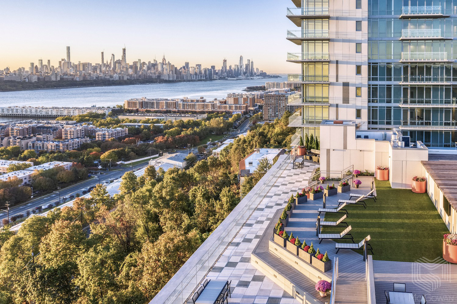 One Park condos built by Mc Gowan in Cliffside Park NJ